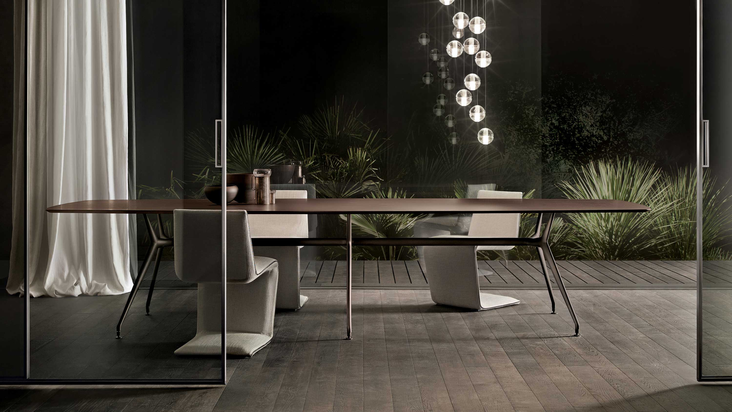 Rimadesio Manta tafel | Van der Donk interieur